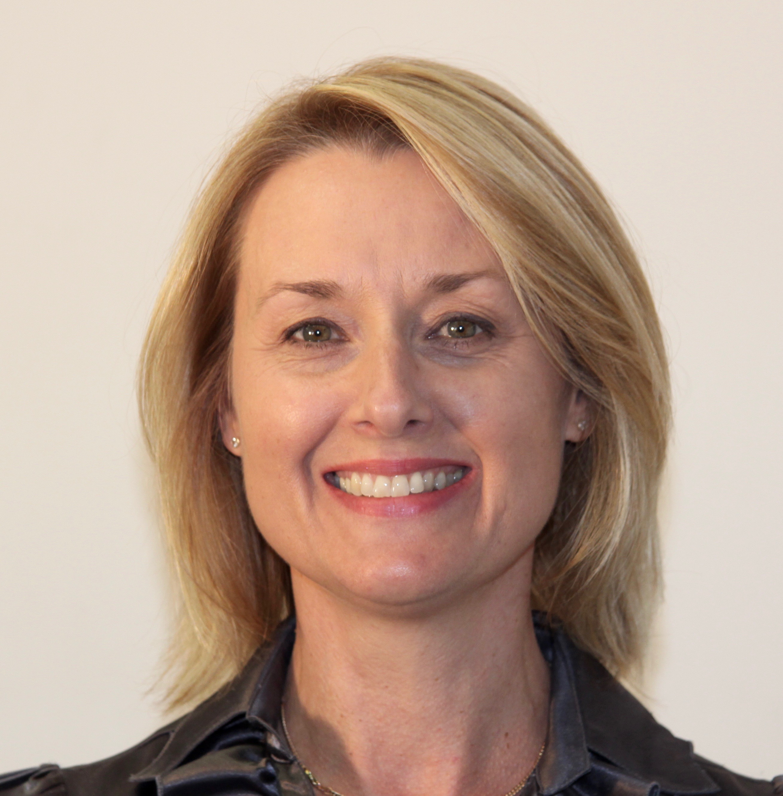 Clare Knight's Instagram, Twitter & Facebook on IDCrawl