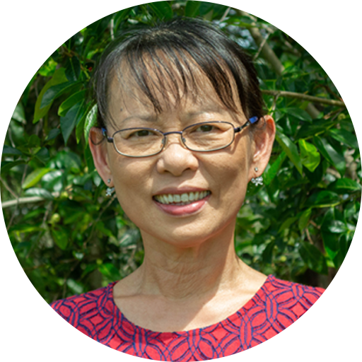 Pui Lee's Instagram, Twitter & Facebook on IDCrawl